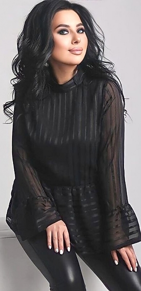 Lesia: green eyes, black hair, 29 years old | ID1706952