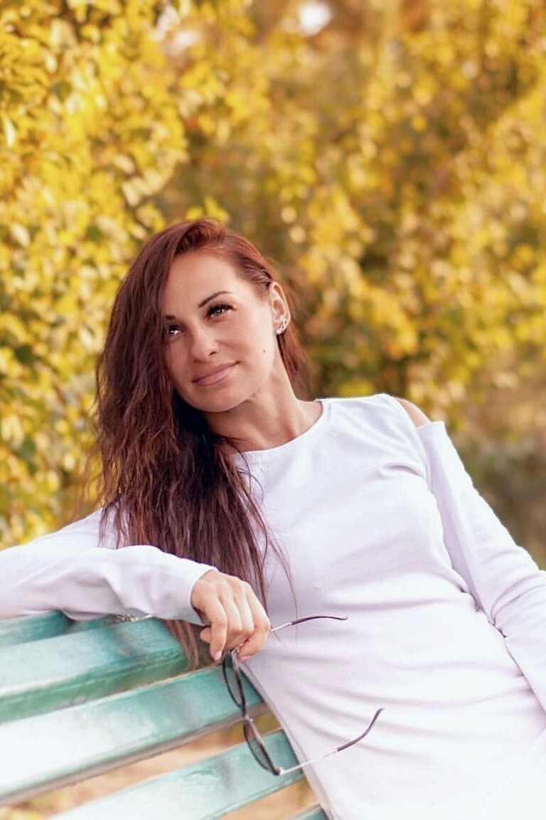 Julia, 38 yo | green eyes, brunette hair | ID1297187