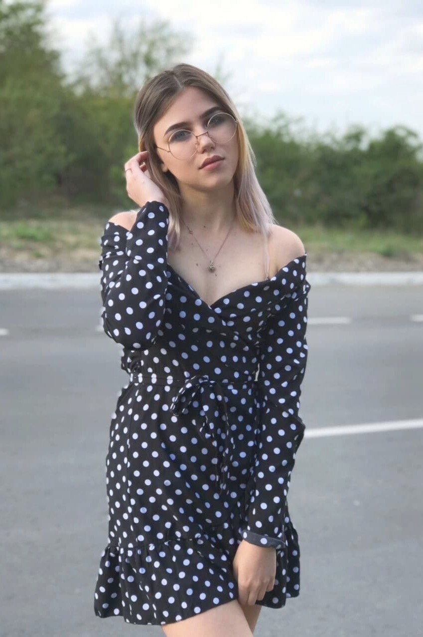 Alina, 25 yo | blue eyes, blonde hair | ID1377348