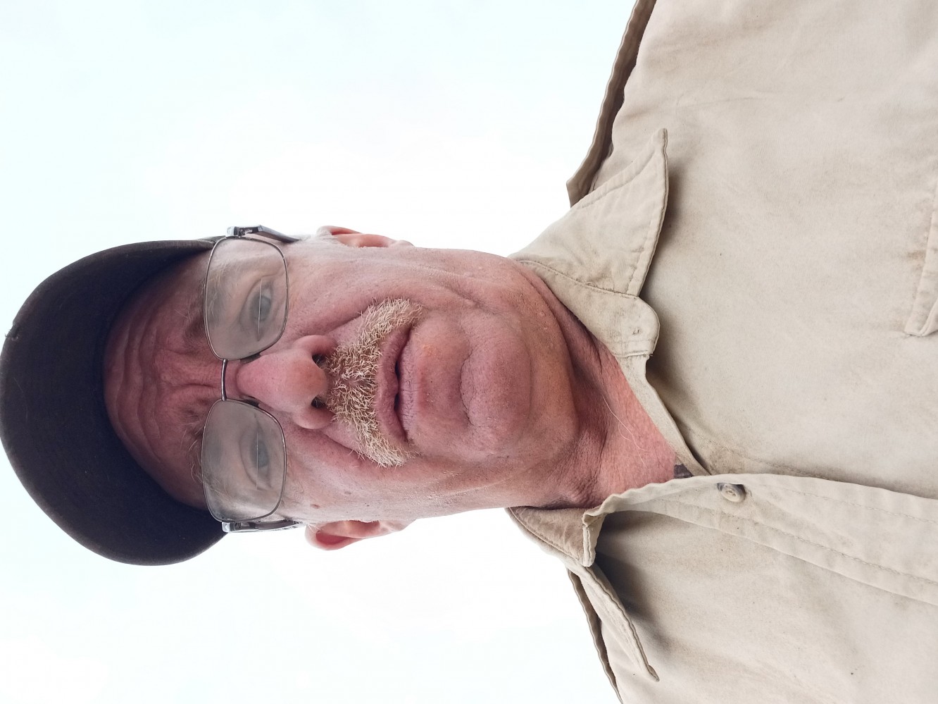 Countryman, 60 yo | eyes, hair | ID1479587