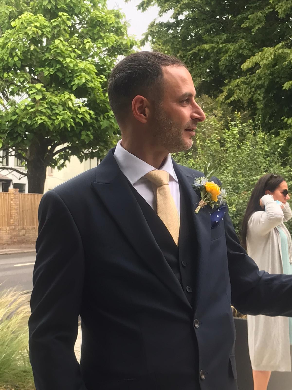 Daniel Jason Azimi, 43 yo | eyes, hair | ID1568292