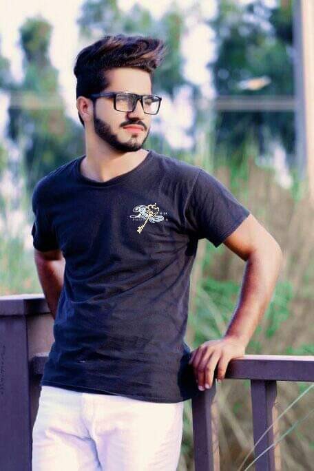 Hadi jan, 25 yo | eyes, hair | ID1761277