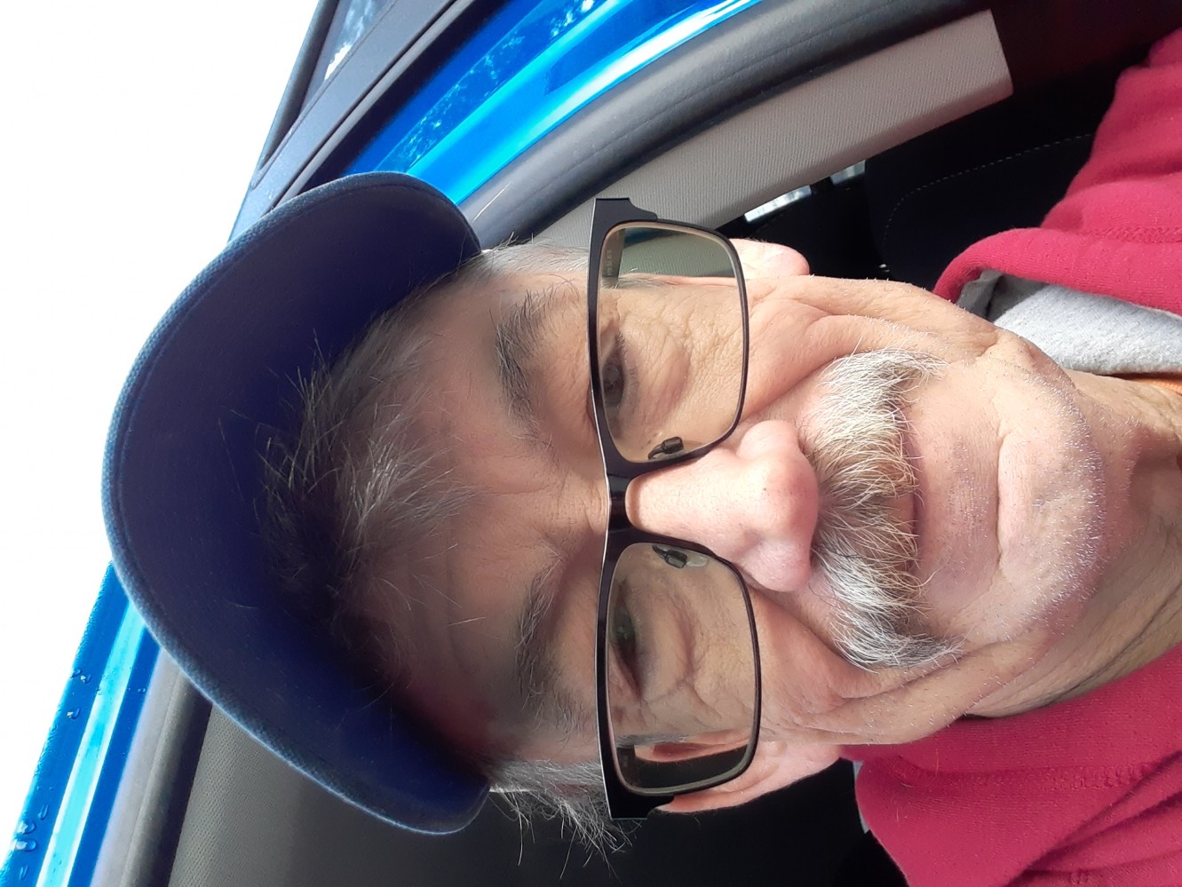 Mike, 71 yo | eyes, hair | ID1762148