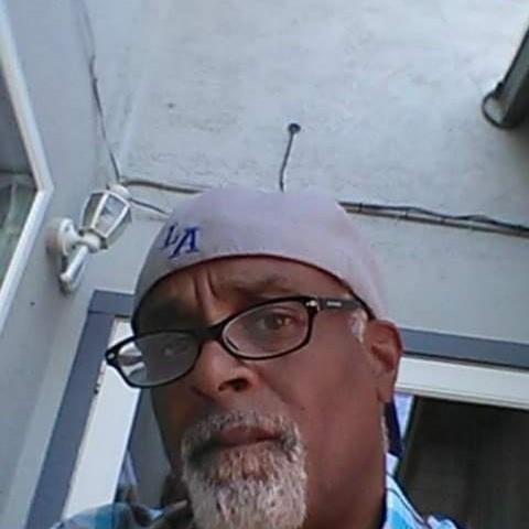 genteman, 65 yo | eyes, hair | ID1769792