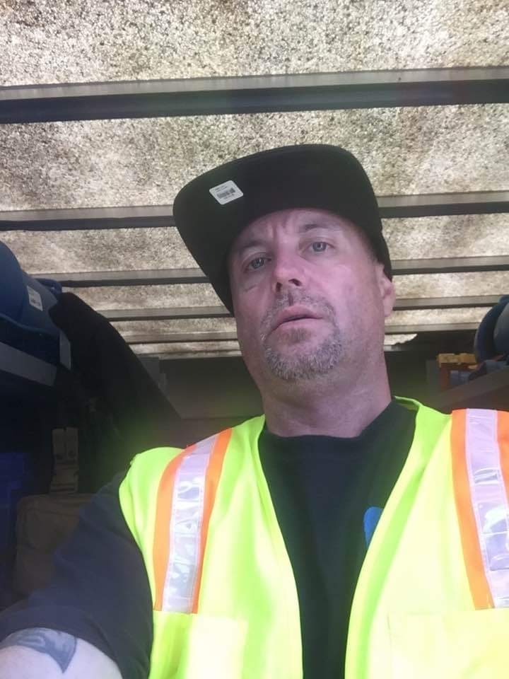 Jeff: eyes, hair, 47 years old | ID1774931