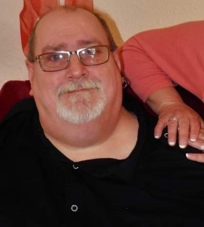 Bradley Becker, 64 yo | eyes, hair | ID1883032