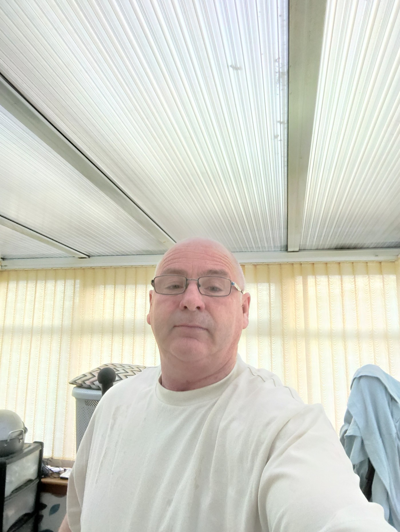 TONY perth, 60 yo | eyes, hair | ID1919051