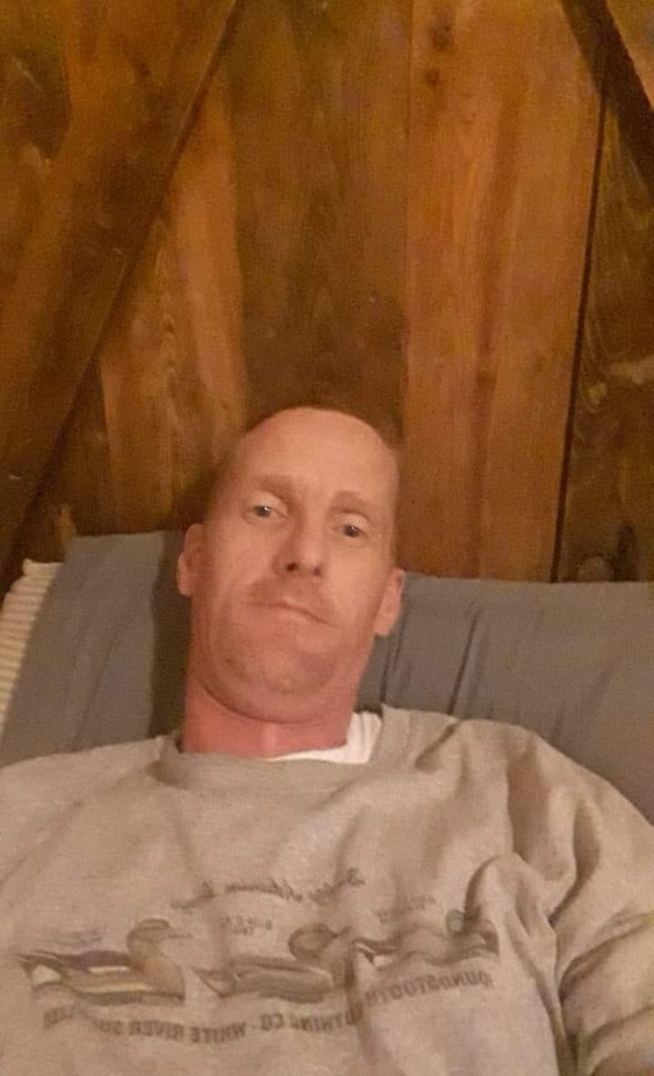 Anthony Archibald, 47 yo | eyes, hair | ID1958408