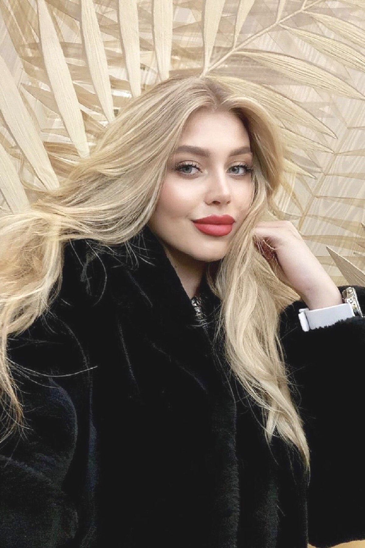 Nadezhda, 26 yo | green eyes, blonde hair | ID2003405