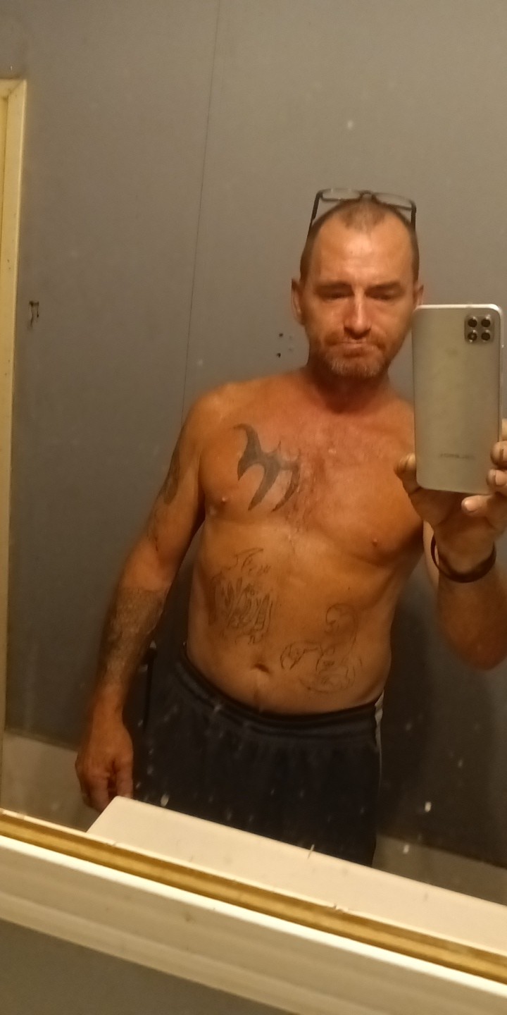 John, 50 yo | eyes, hair | ID2003956