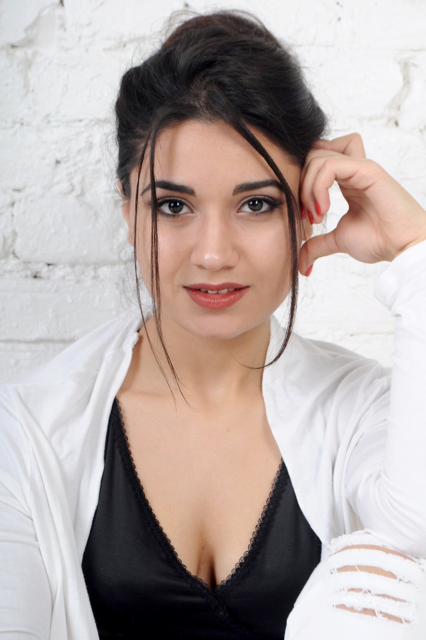 Kristina, 30 yo | black eyes, black hair | ID204522