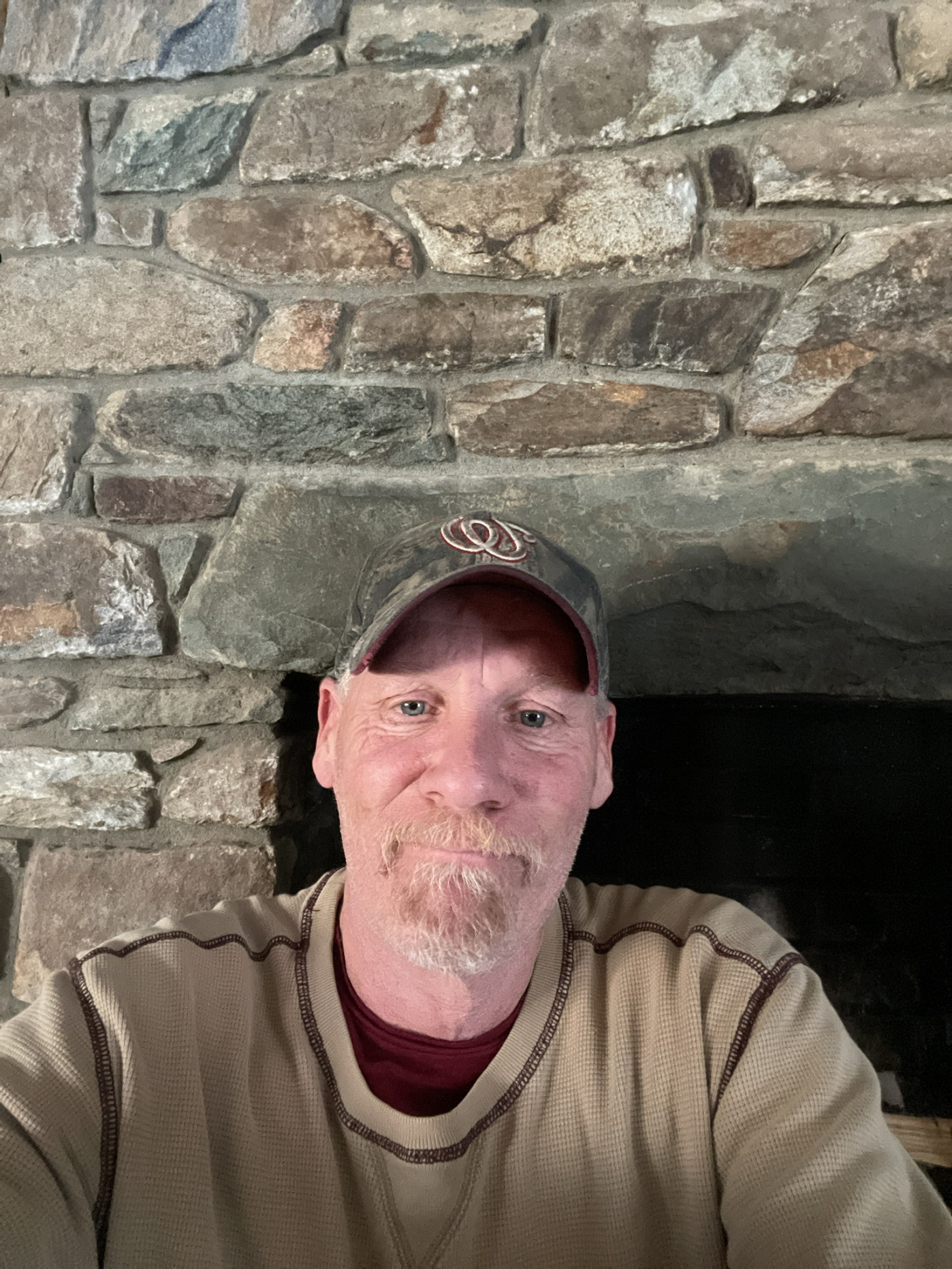 Jay Whitehurst, 58 yo | eyes, hair | ID2048153