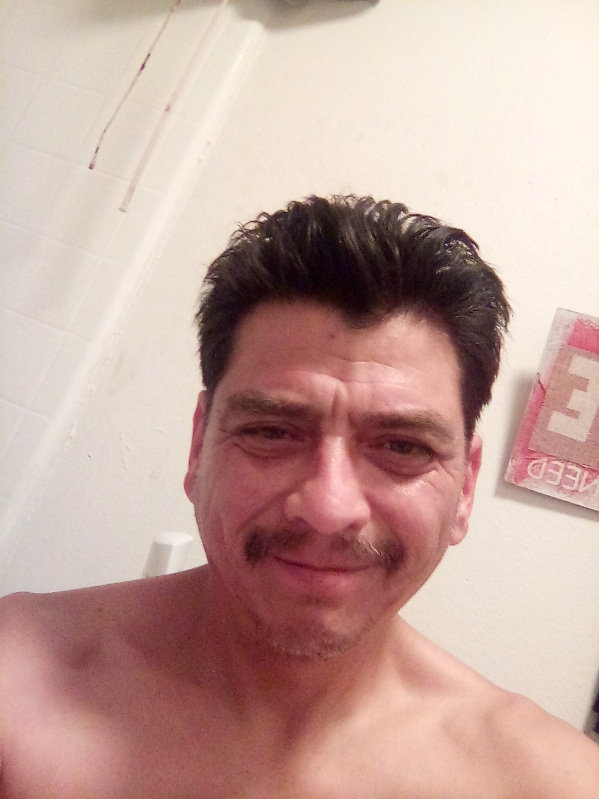 Gilbert: eyes, hair, 55 years old | ID2051343