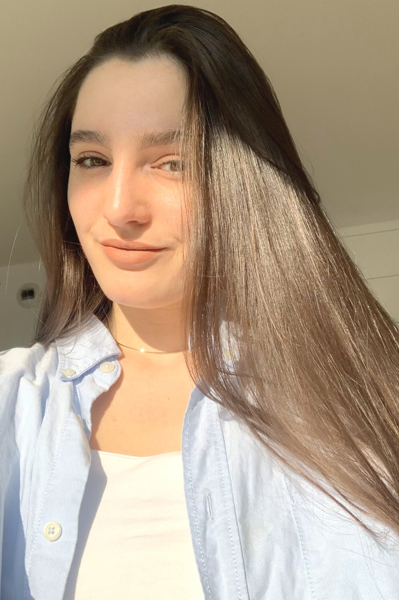 Amina, 24 yo | brown eyes, light brown hair | ID2076657