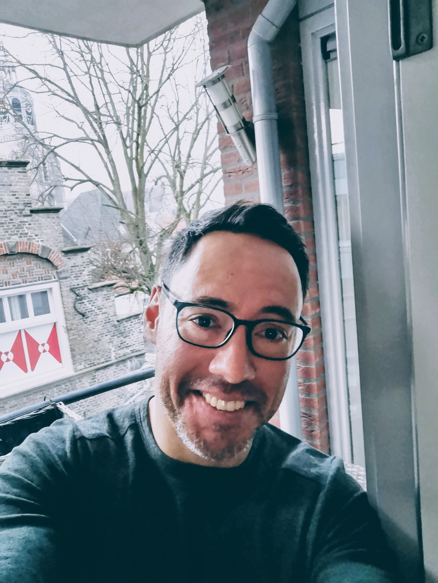 Marco: eyes, hair, 45 years old | ID2133374