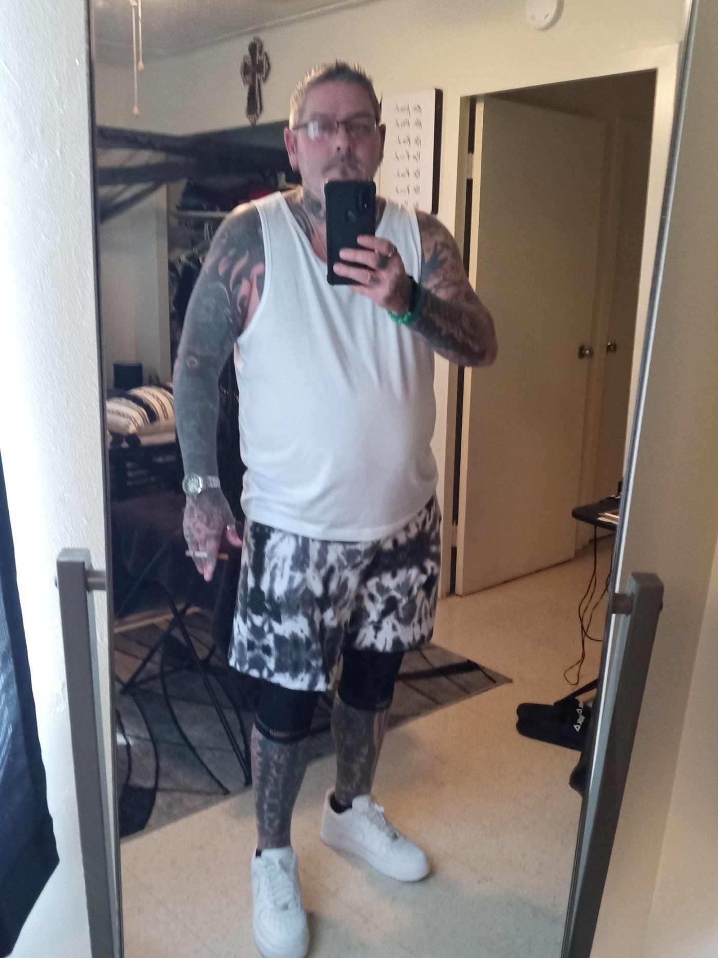 James Antle: eyes, hair, 54 years old | ID2137822