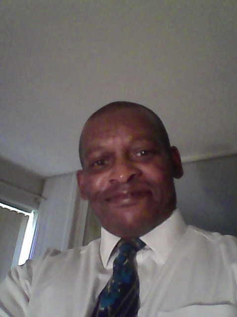 Calvin Garrett: eyes, hair, 60 years old | ID2139608