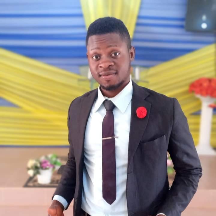 Samuel Ojo, 31 yo | eyes, hair | ID2177328