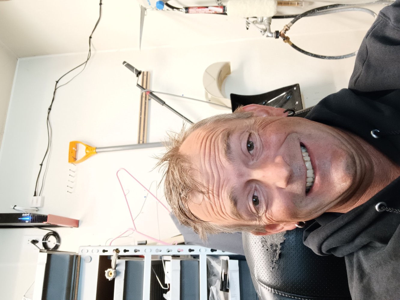 Ben Hudson, 49 yo | eyes, hair | ID2192774