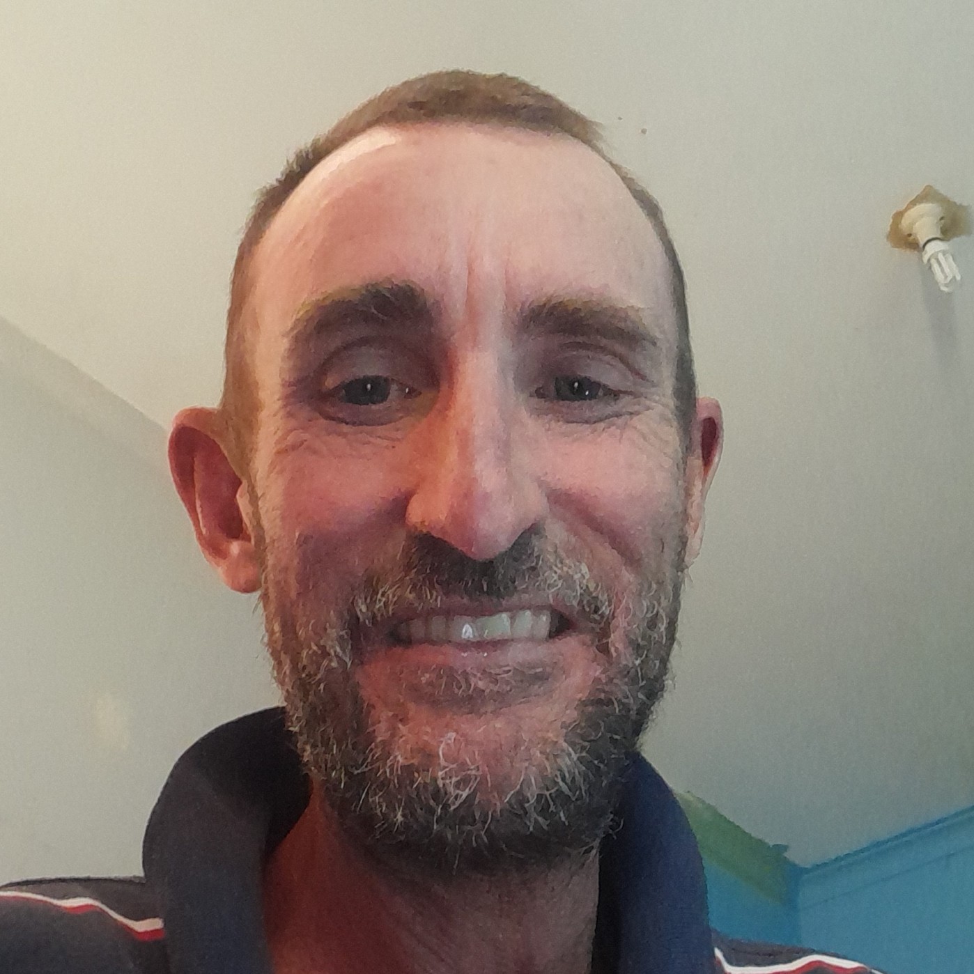 Shanez: eyes, hair, 52 years old | ID2223848