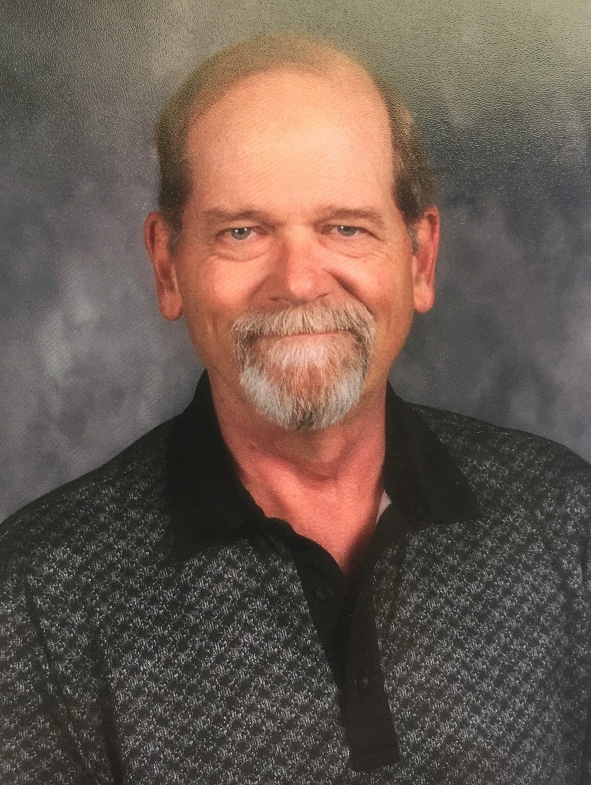 Jeff, 67 yo | eyes, hair | ID2277322