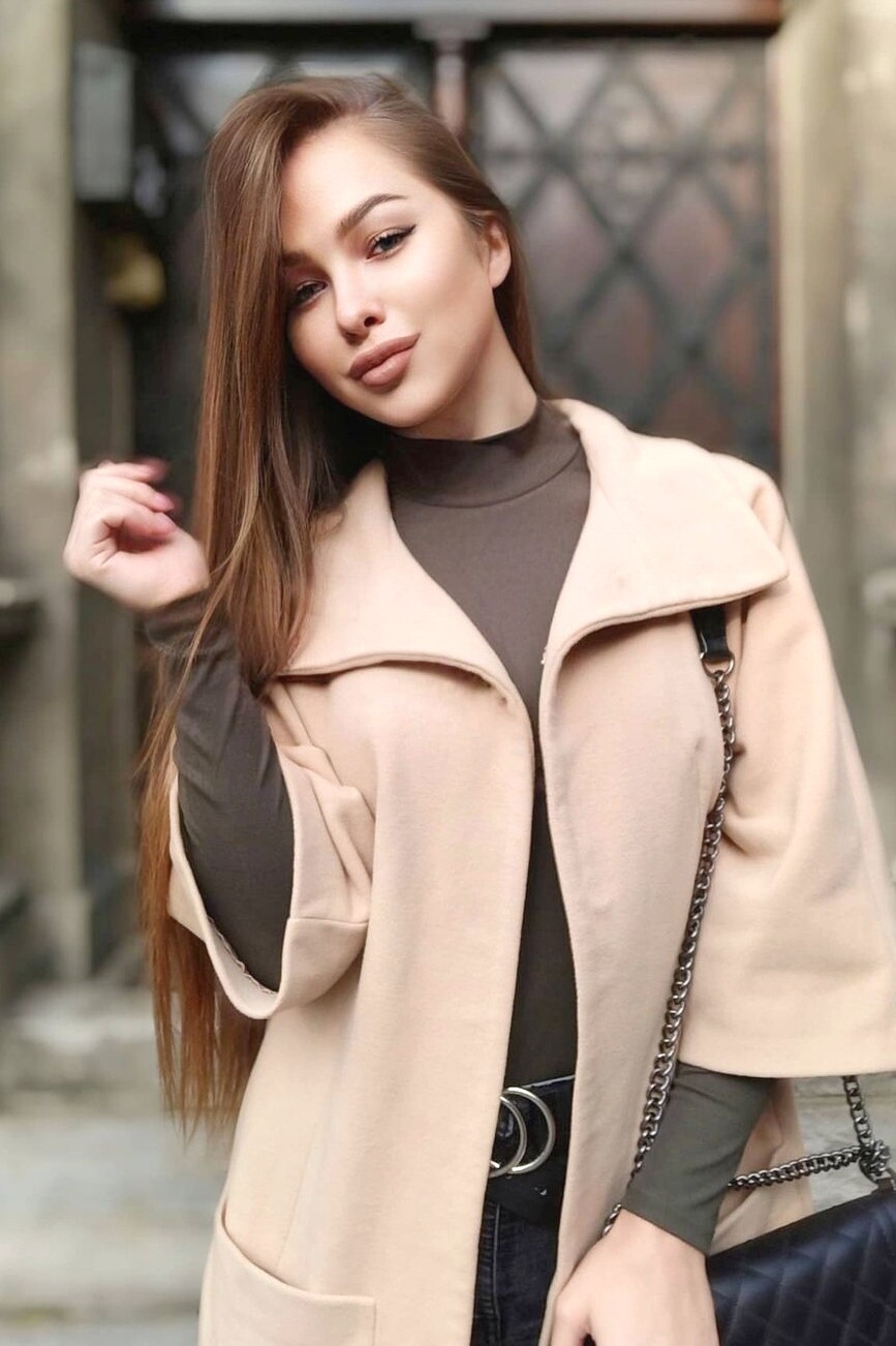 Anna, 26 yo | grey eyes, light brown hair | ID2284374