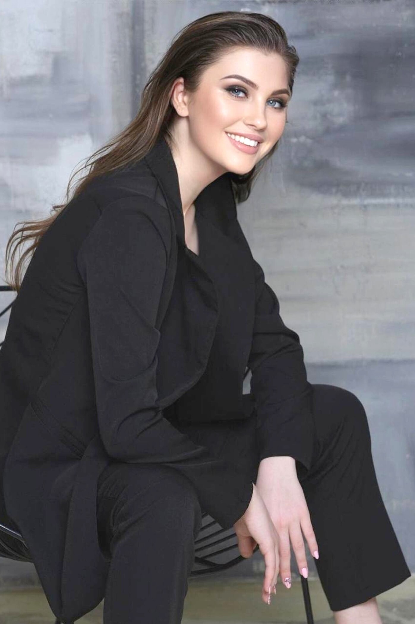 Alina, 23 yo | blue eyes, light brown hair | ID2285089