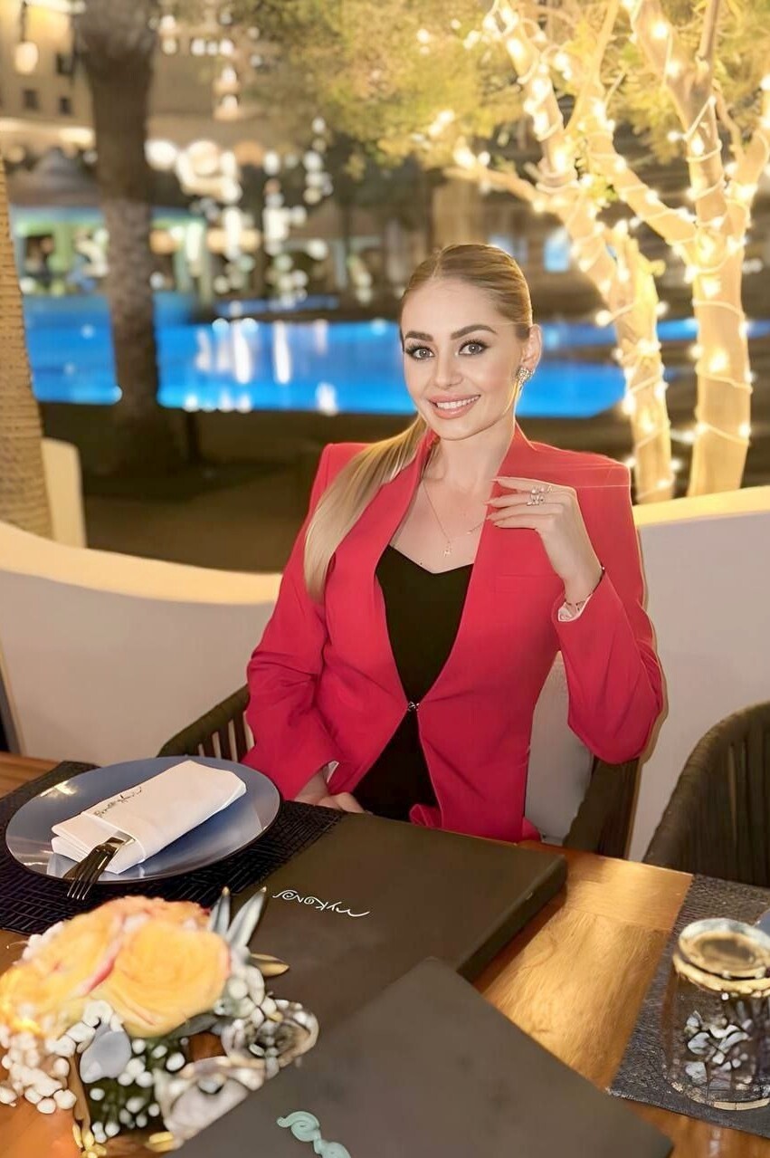 Elena, 36 yo | grey eyes, blonde hair | ID2285597