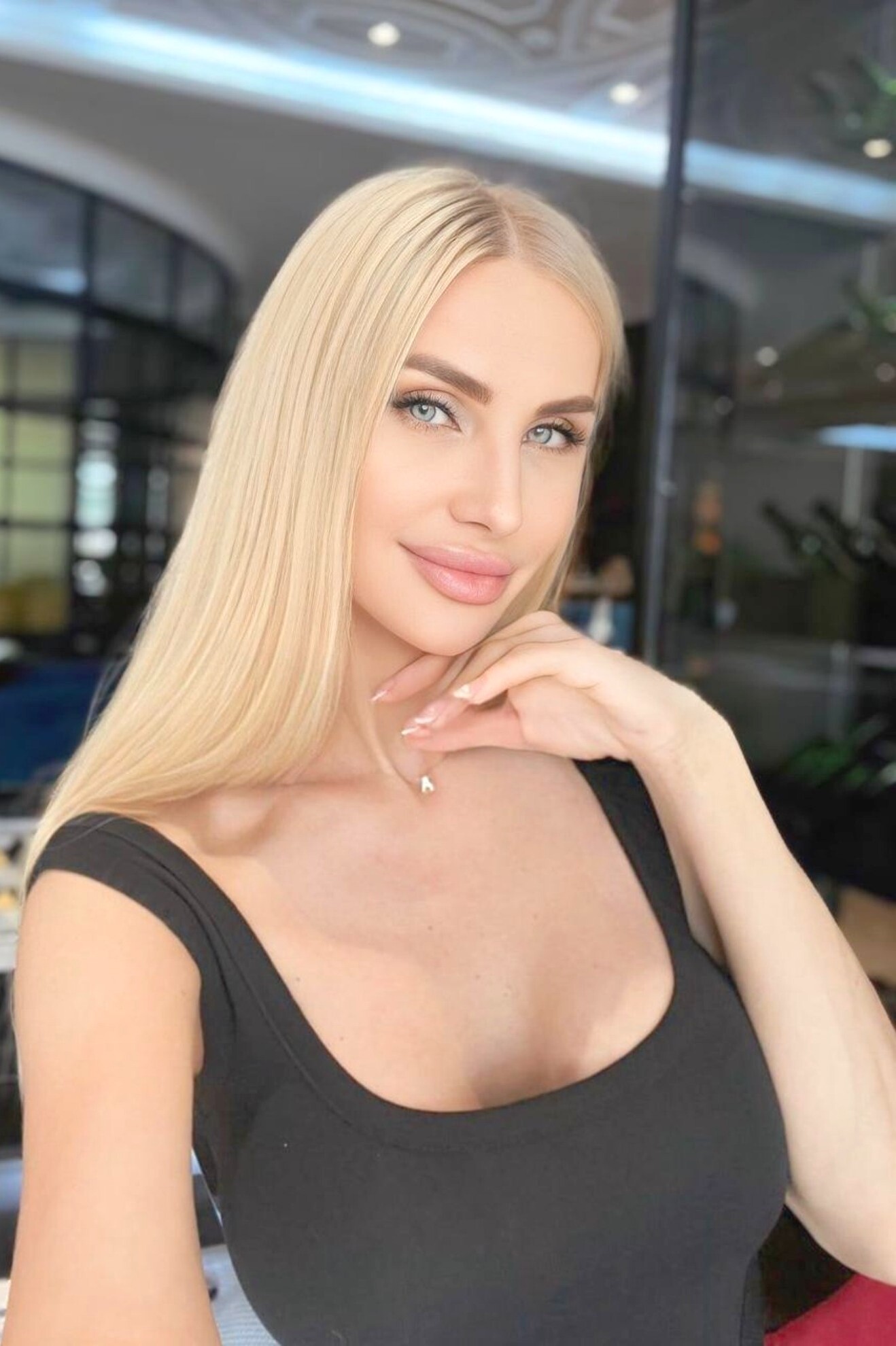 Anna, 40 yo | green eyes, blonde hair | ID2339598