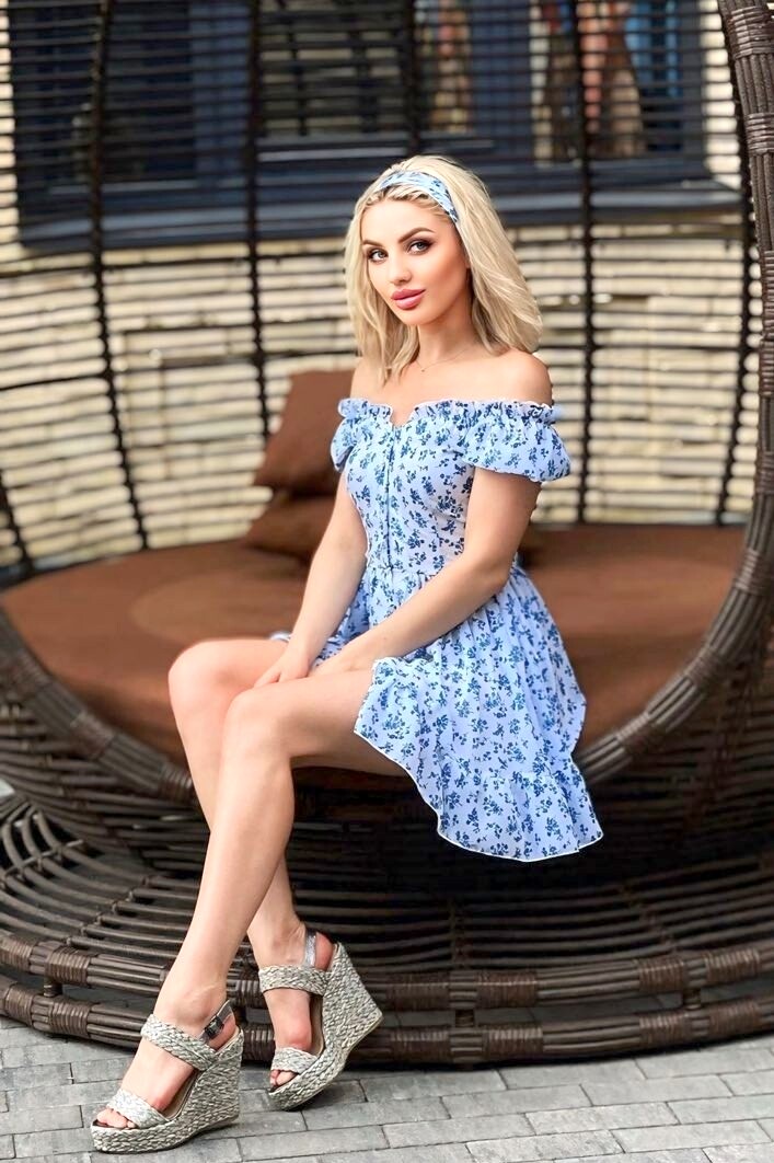 Alina, 29 yo | grey eyes, blonde hair | ID2340505