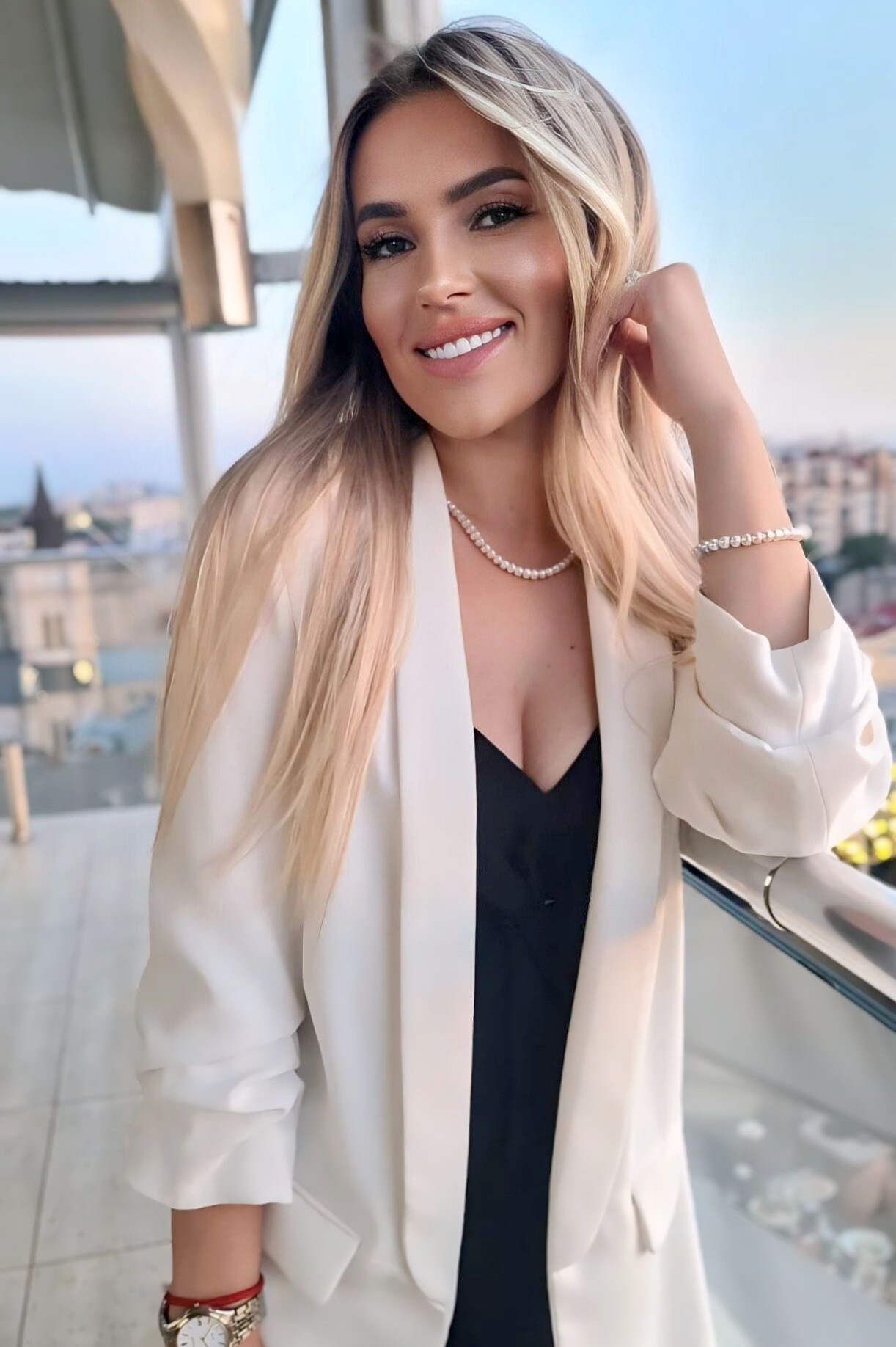 Klavdiia, 34 yo | brown eyes, blonde hair | ID2340748