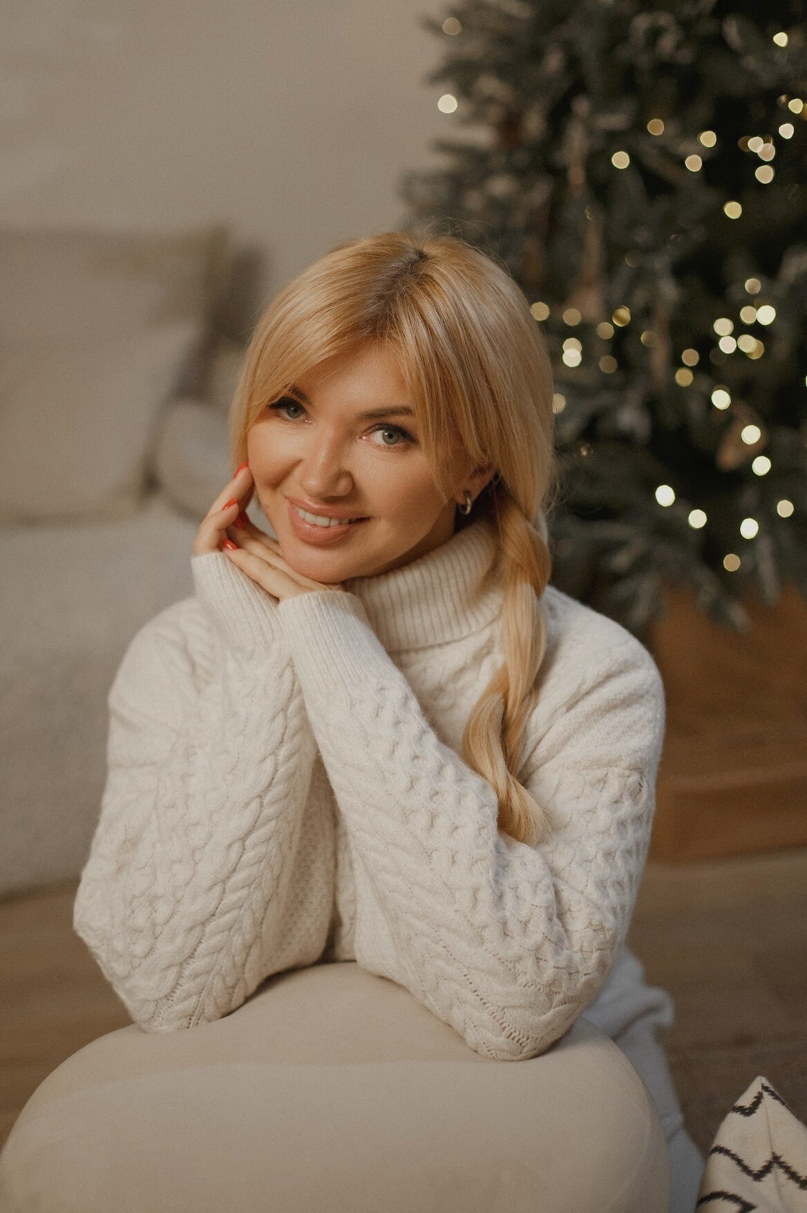 Inna, 44 yo | green eyes, blonde hair | ID2356767