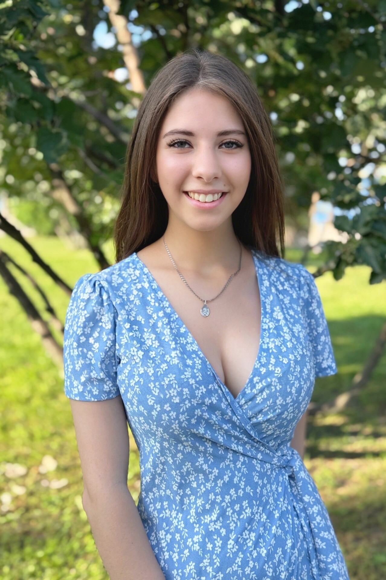 Valentyna, 22 yo | blue eyes, light brown hair | ID2368058