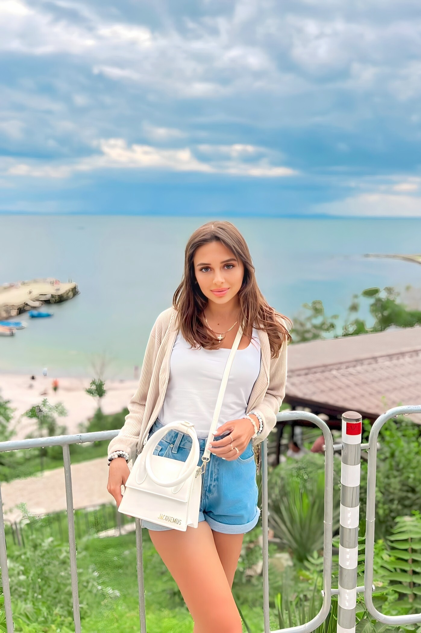 Alina, 27 yo | brown eyes, light brown hair | ID2383766