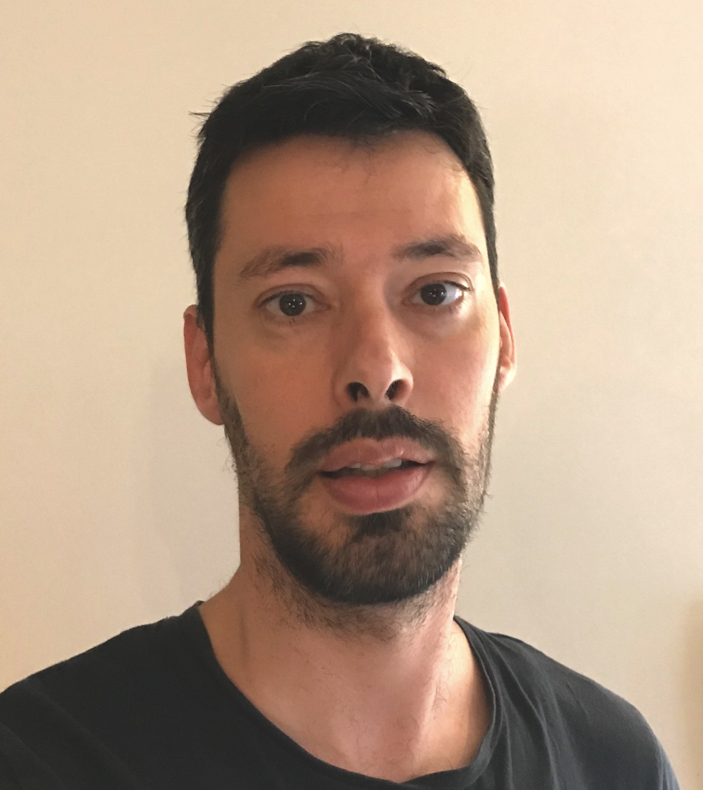 Stino: eyes, hair, 42 years old | ID639834