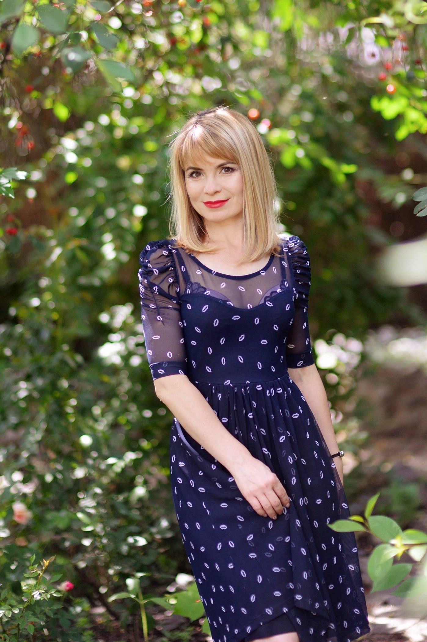 Praskovia, 52 yo | hazel eyes, blonde hair | ID879820